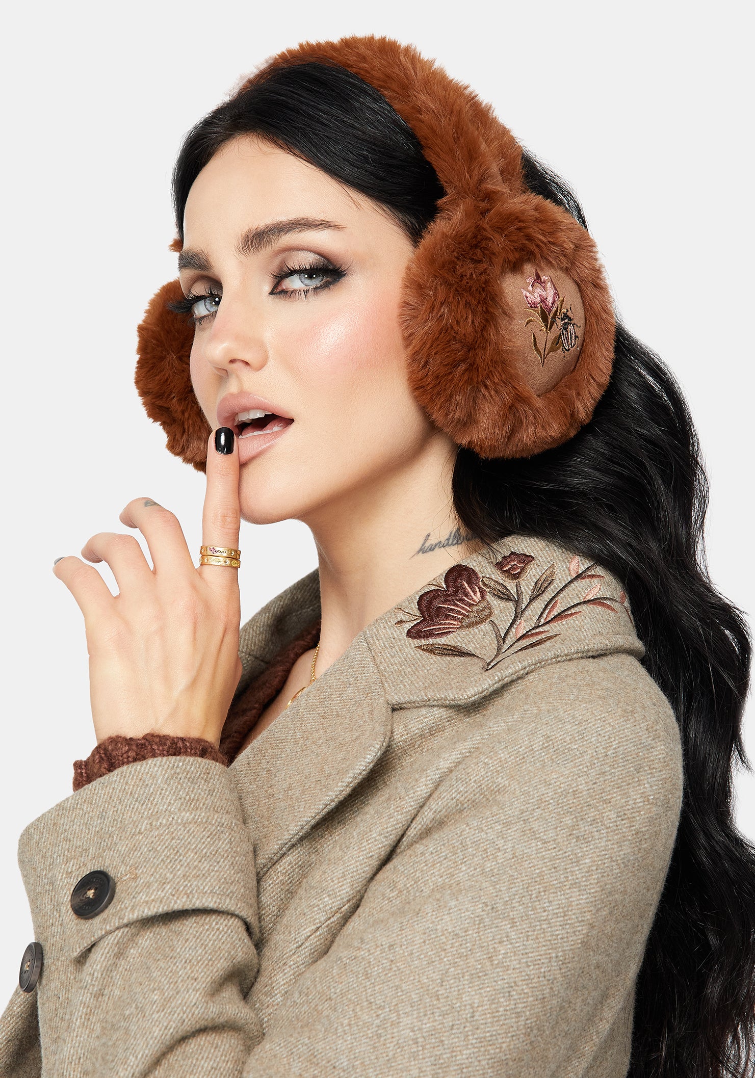 Alina Bug Faux Fur Ear Muffs – Disturbia