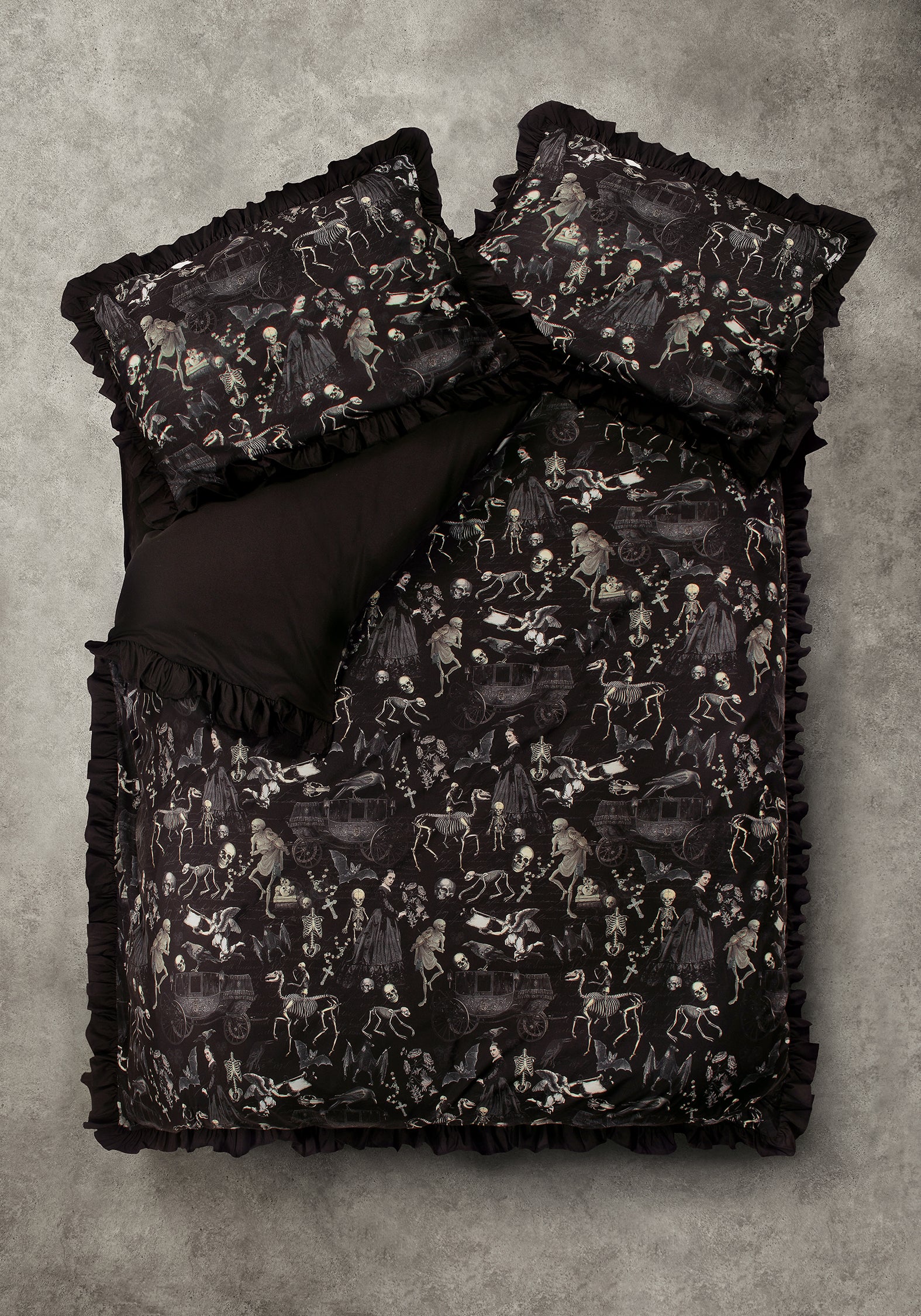 Disturbia | Melancholia Ruffle Bedding Set - UK Double | Bedding Sets