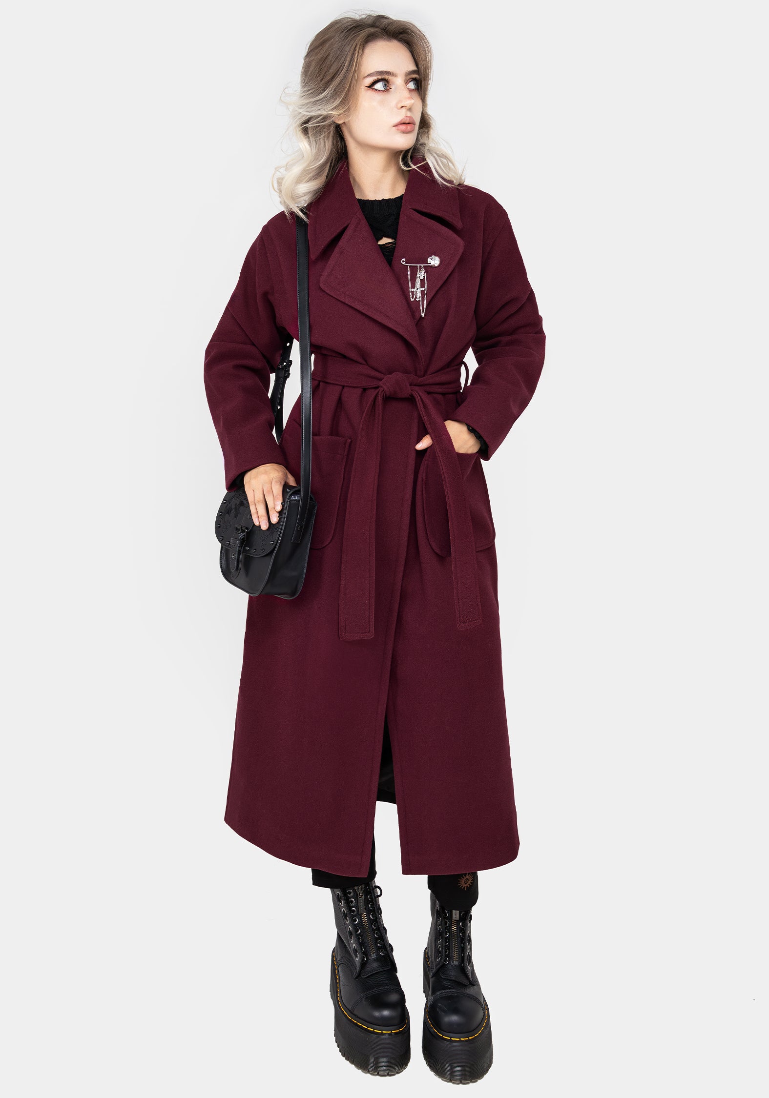 Disturbia | Meltdown Oversized Coat with Brooch - Red | Coats
