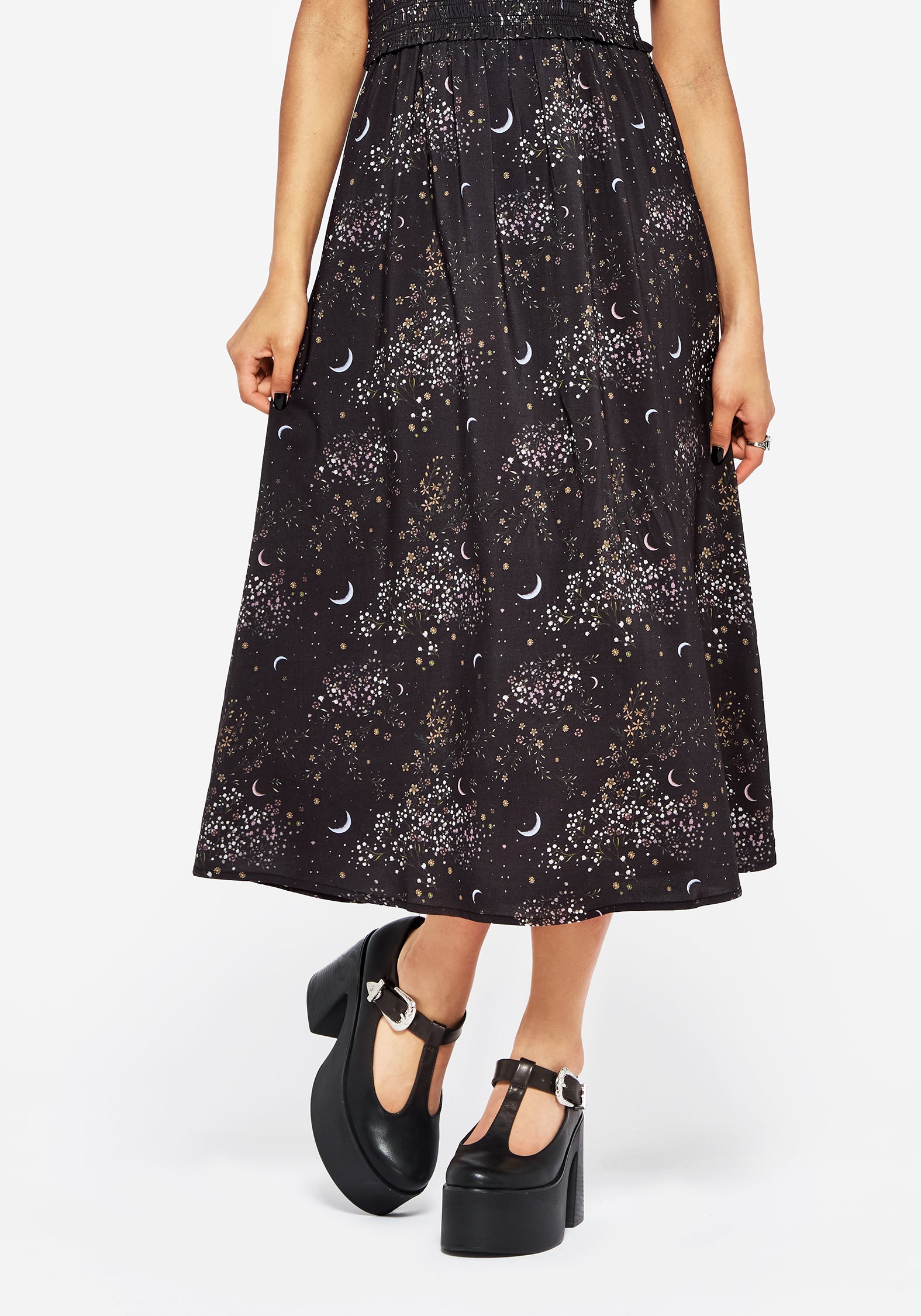 Peaseblossom Celestial Midi Skirt – Disturbia