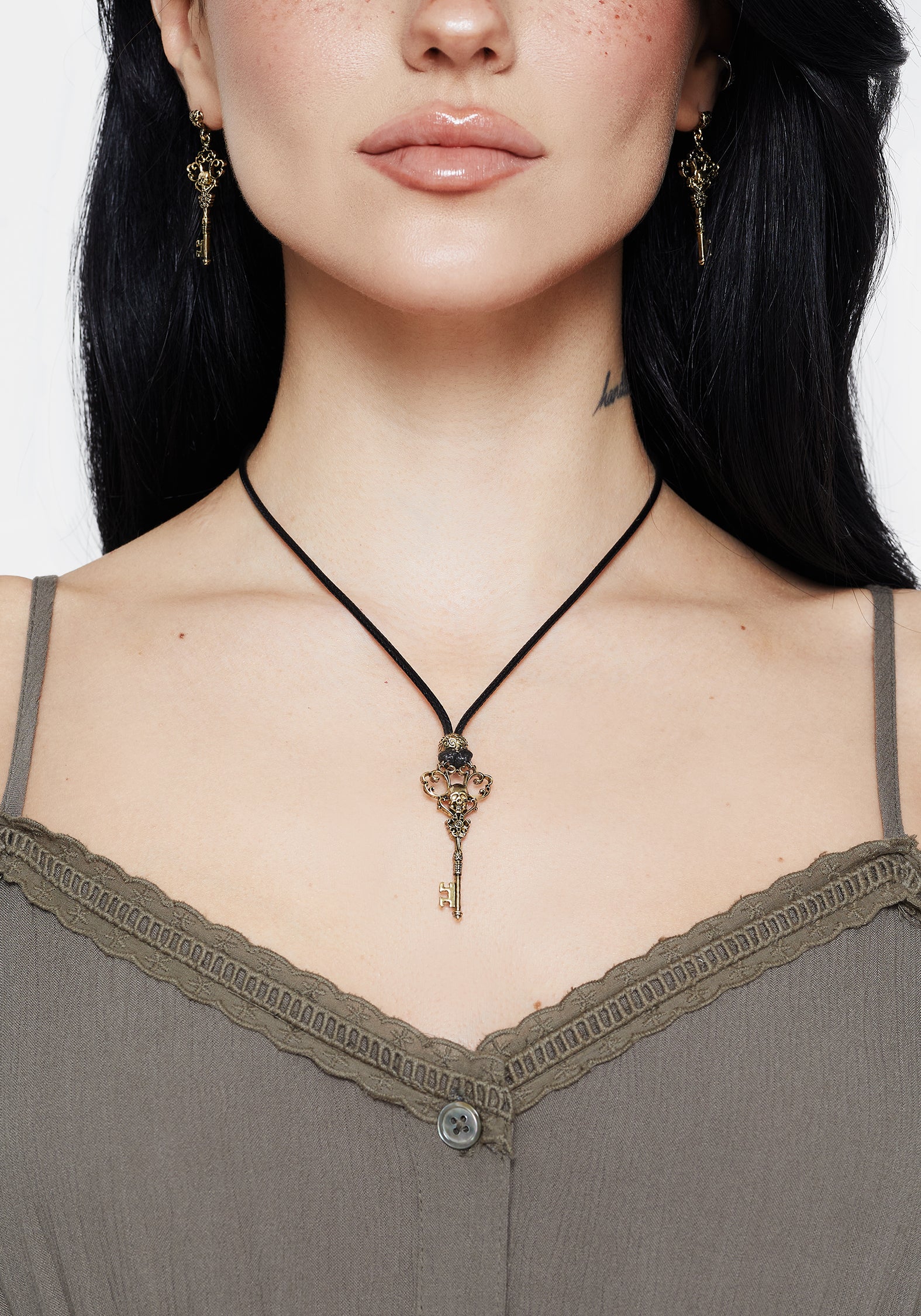 Disturbia | Genesta Skull Key Cord Necklace | Necklaces