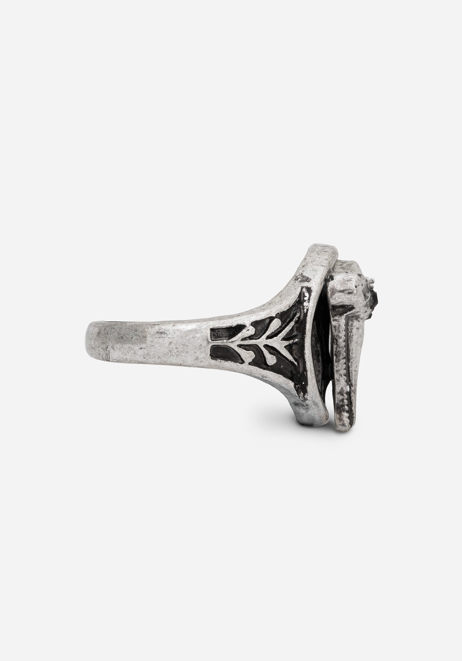 Shark Tooth Ring – Disturbia