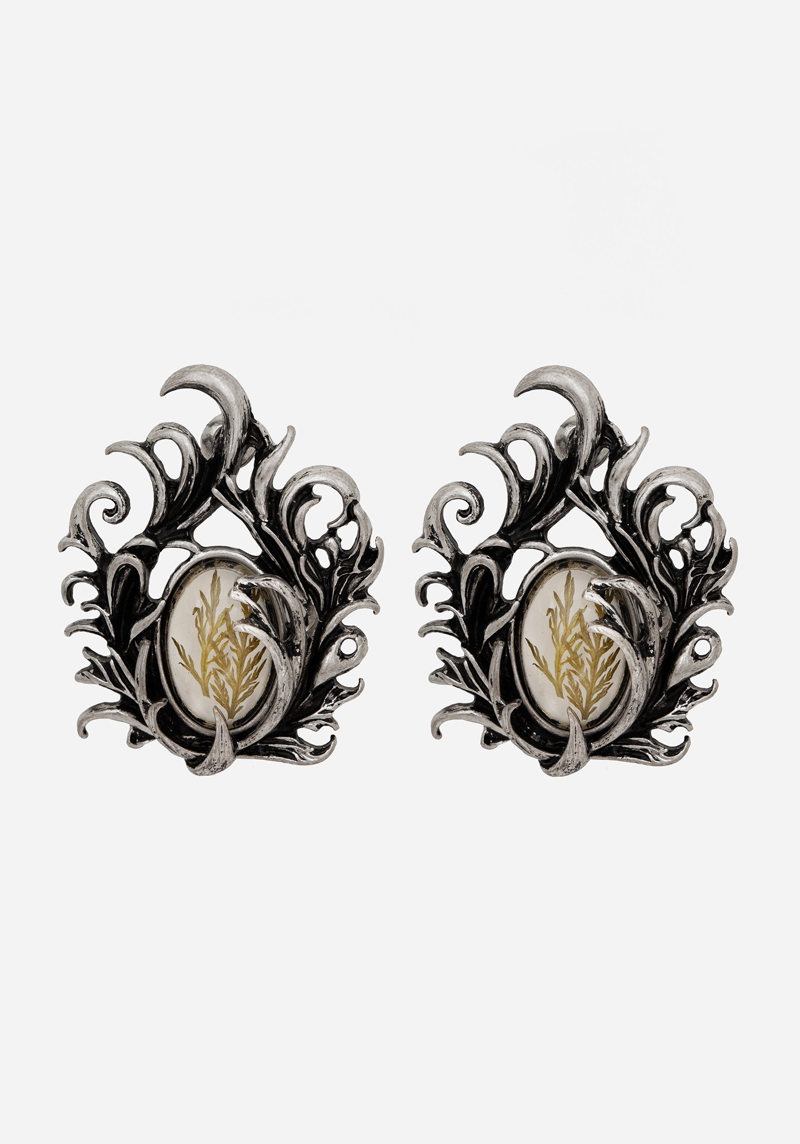 Marte Trapped Flower Earrings – Disturbia
