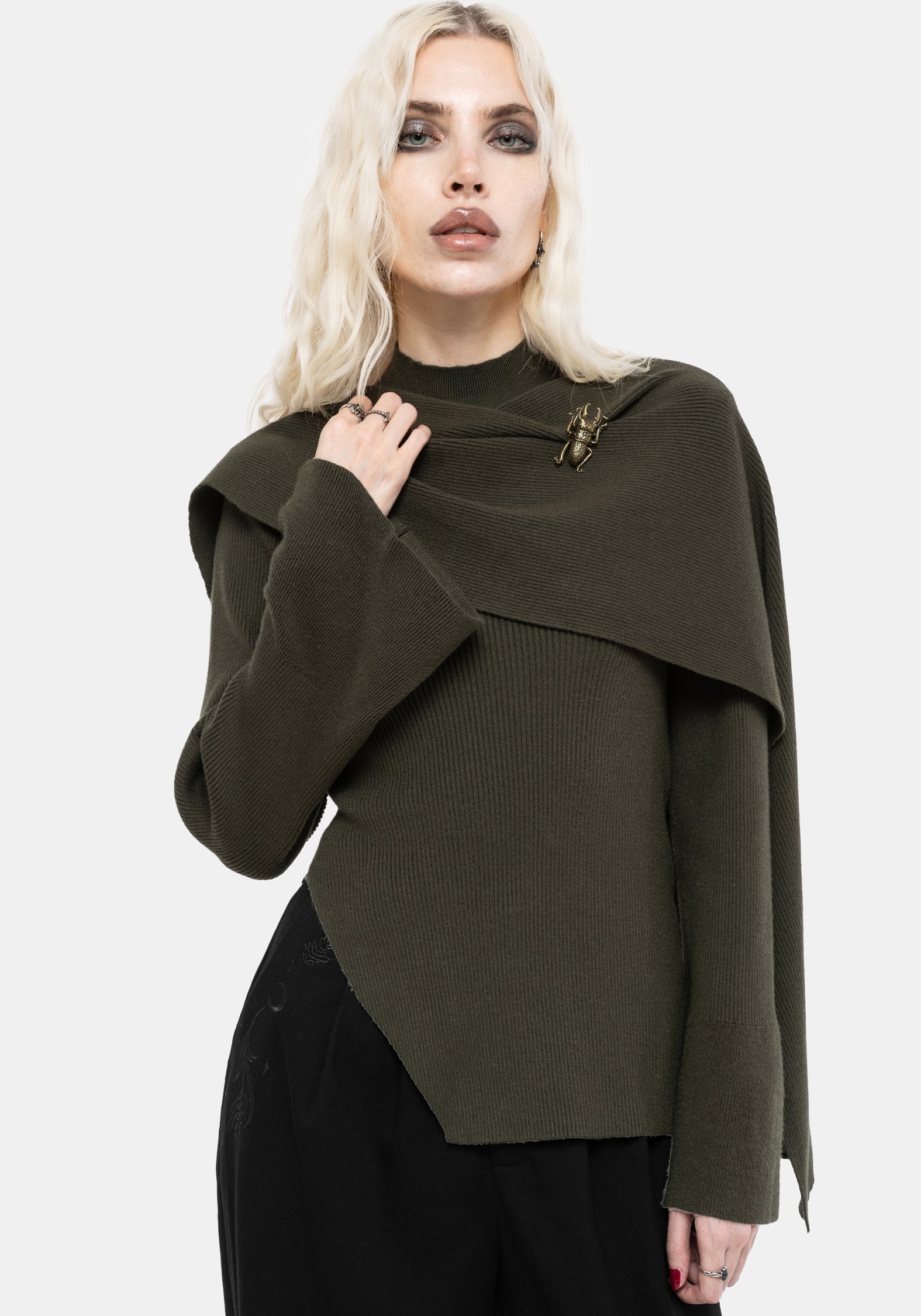 Symphony Scarf Cape Flare Knit Top – Disturbia