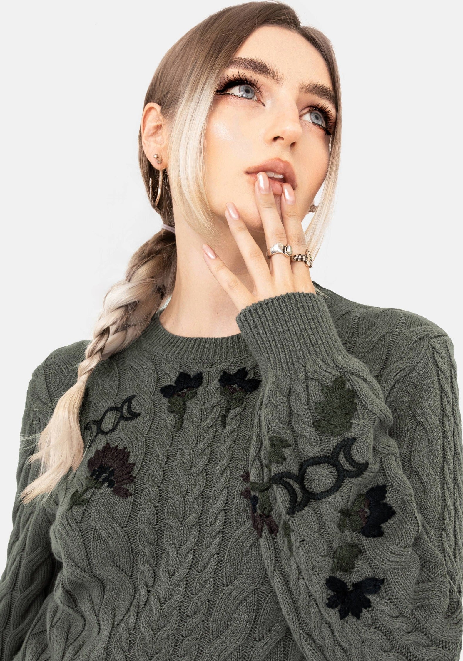 Clara Cotton Floral Embroidered Cable Knit Jumper – Disturbia