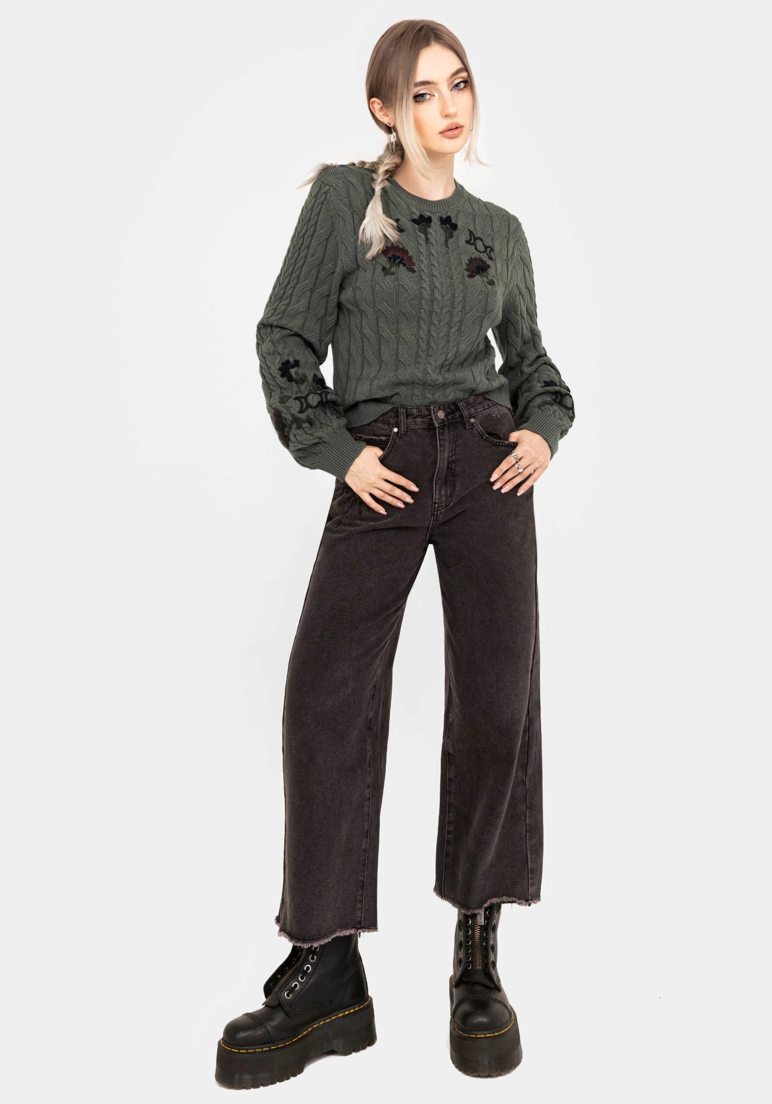 Clara Cotton Floral Embroidered Cable Knit Jumper – Disturbia