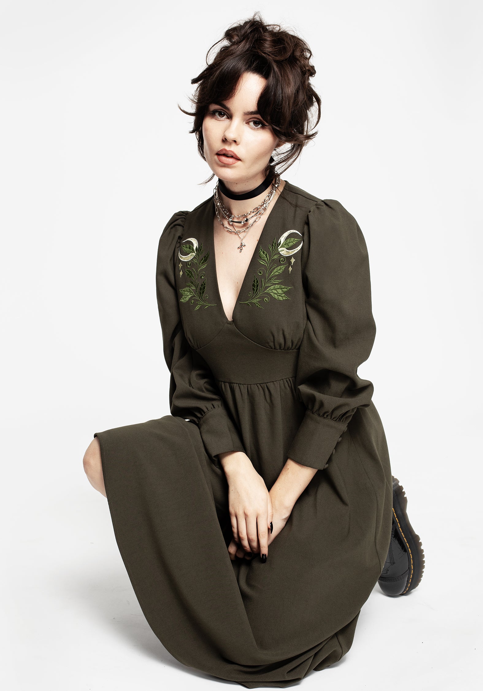 Disturbia | Huldra Embroidered Midi Dress | Dresses