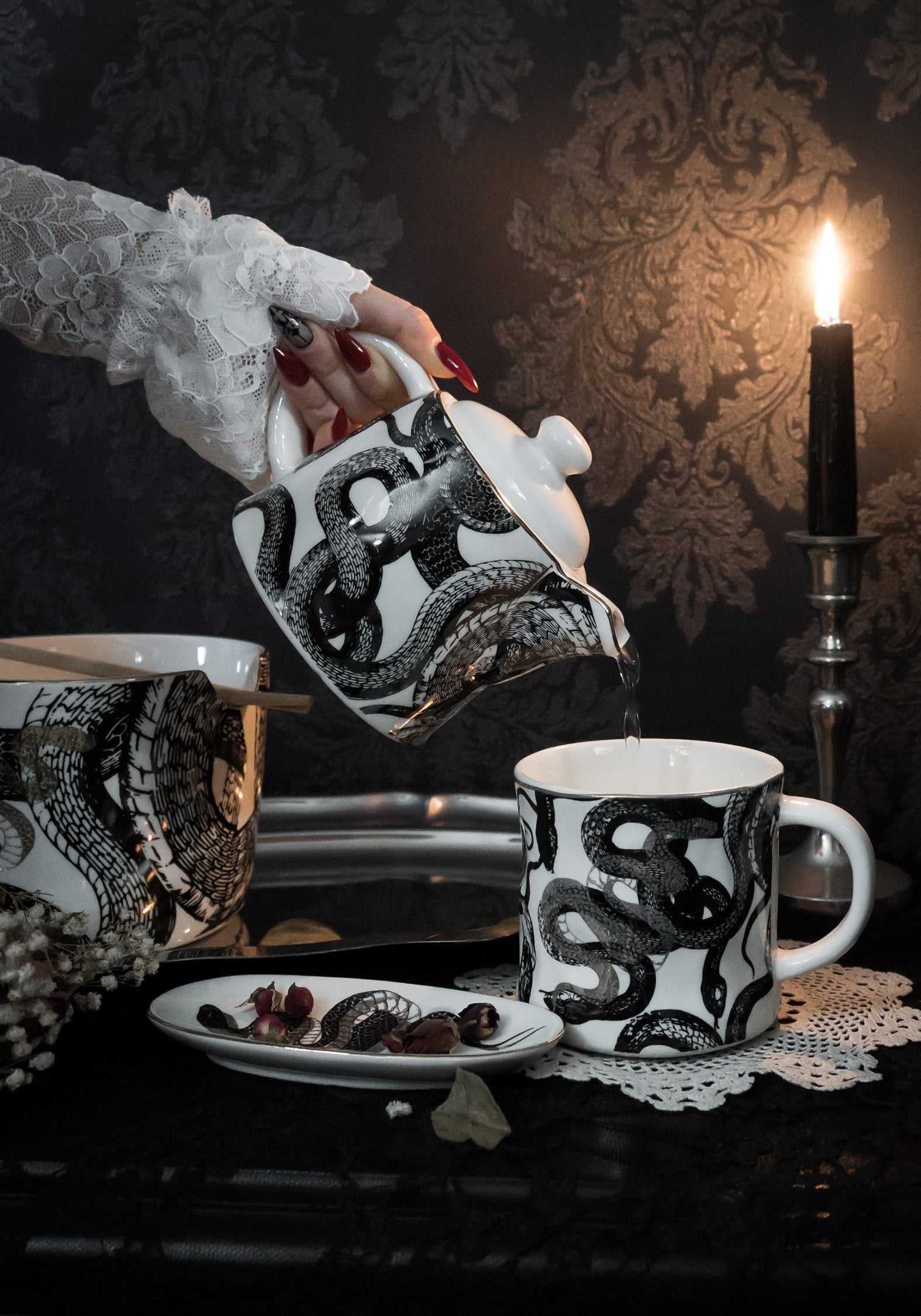 Disturbia | Saraph Snakes Mug | Coffee & Tea Cups