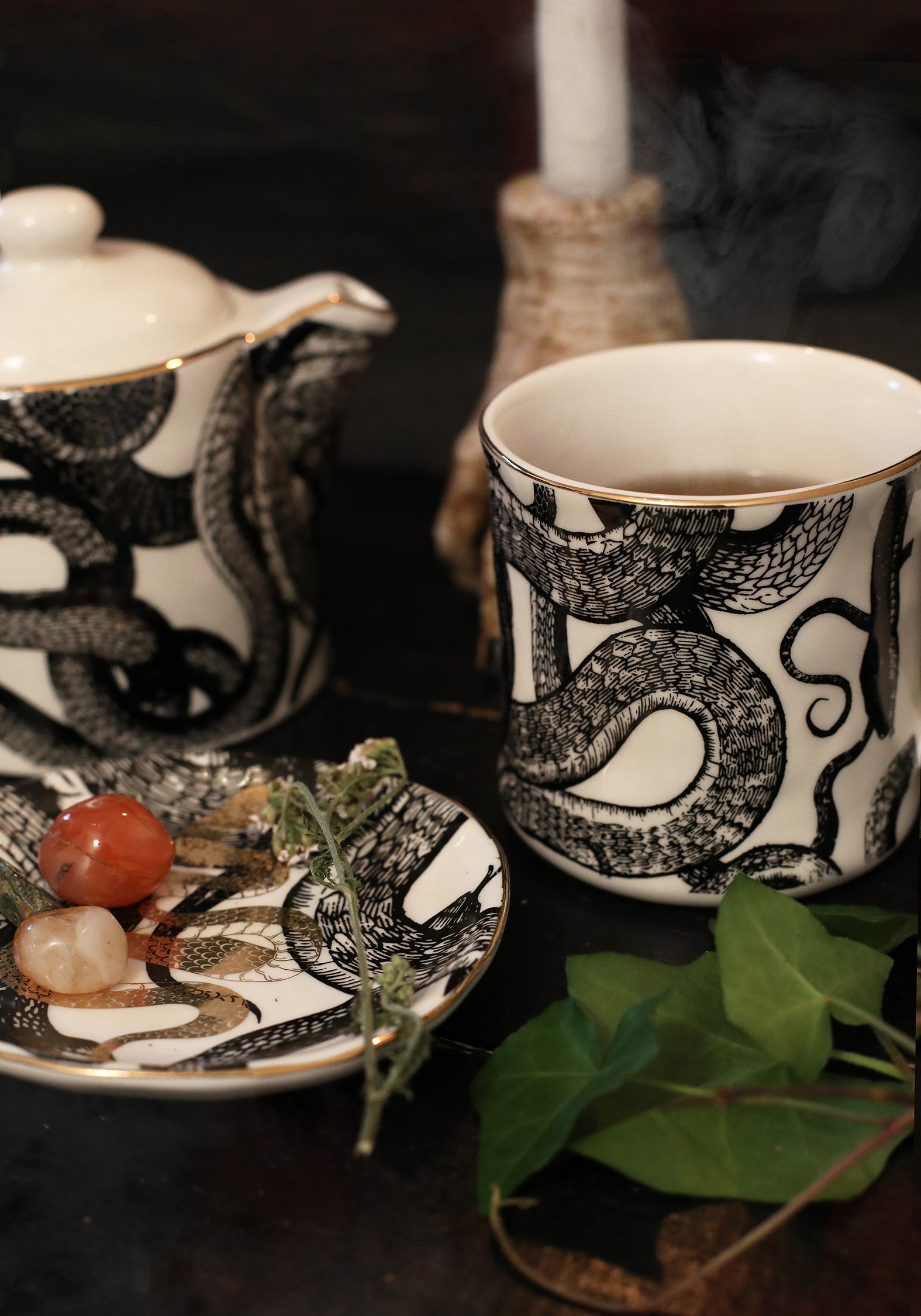 Saraph-Snakes-Mug – Disturbia