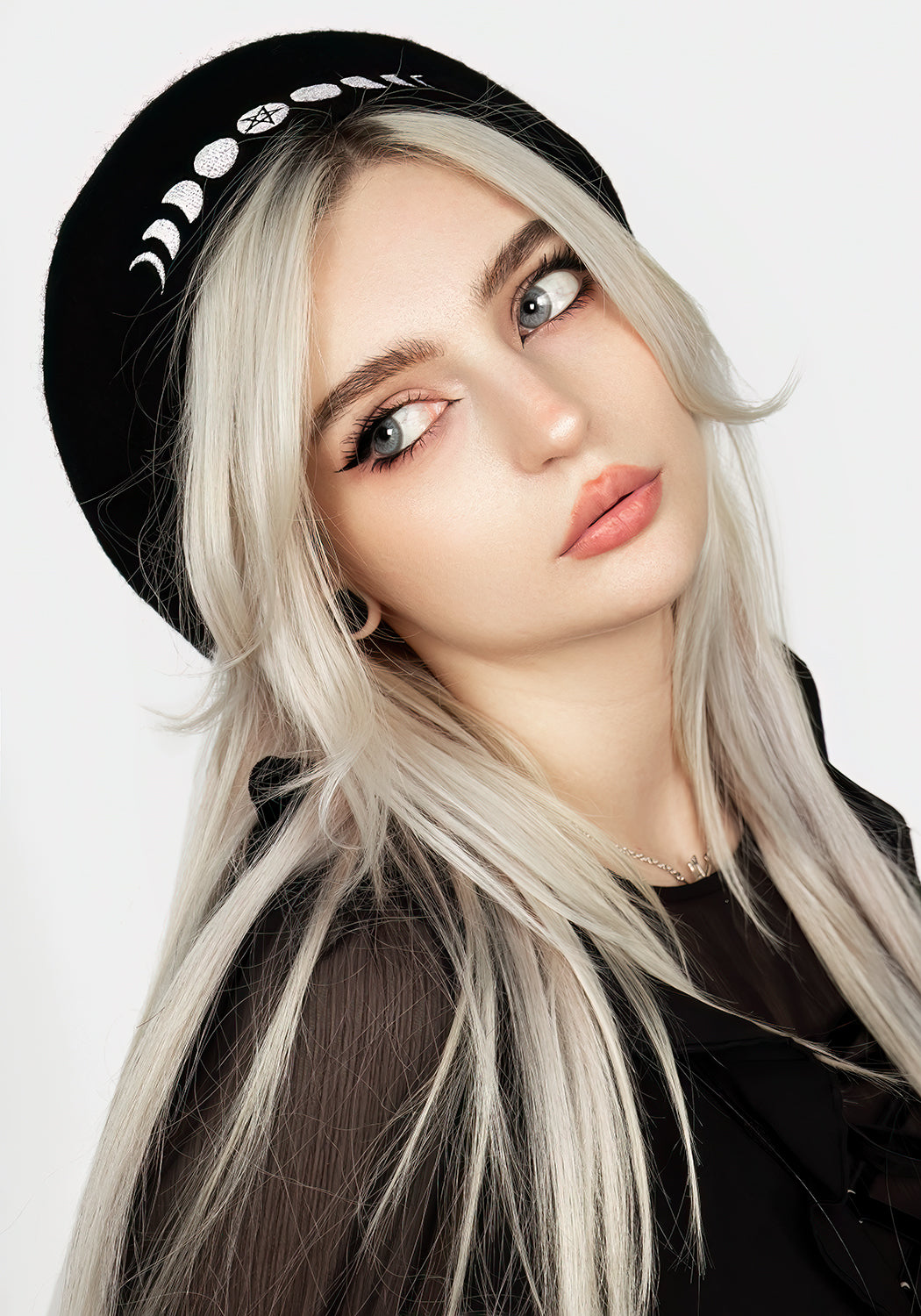 Disturbia | Lunar Embroidered Beret | Hats