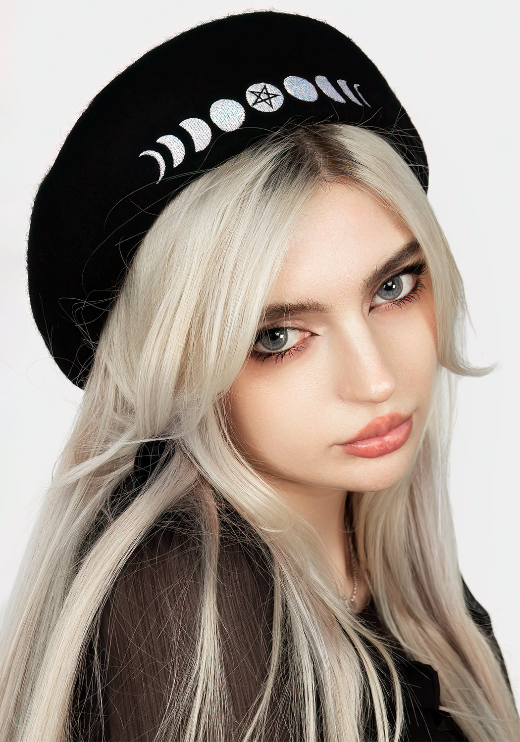 Disturbia | Lunar Embroidered Beret | Hats