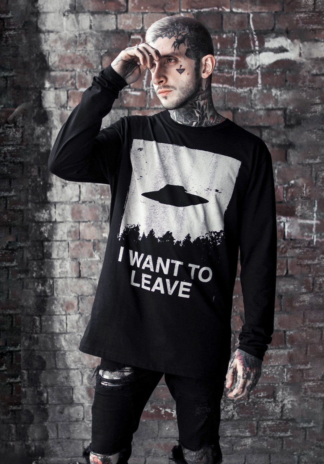 Disturbia | I Want To Leave Long Sleeve T-Shirt | Tops