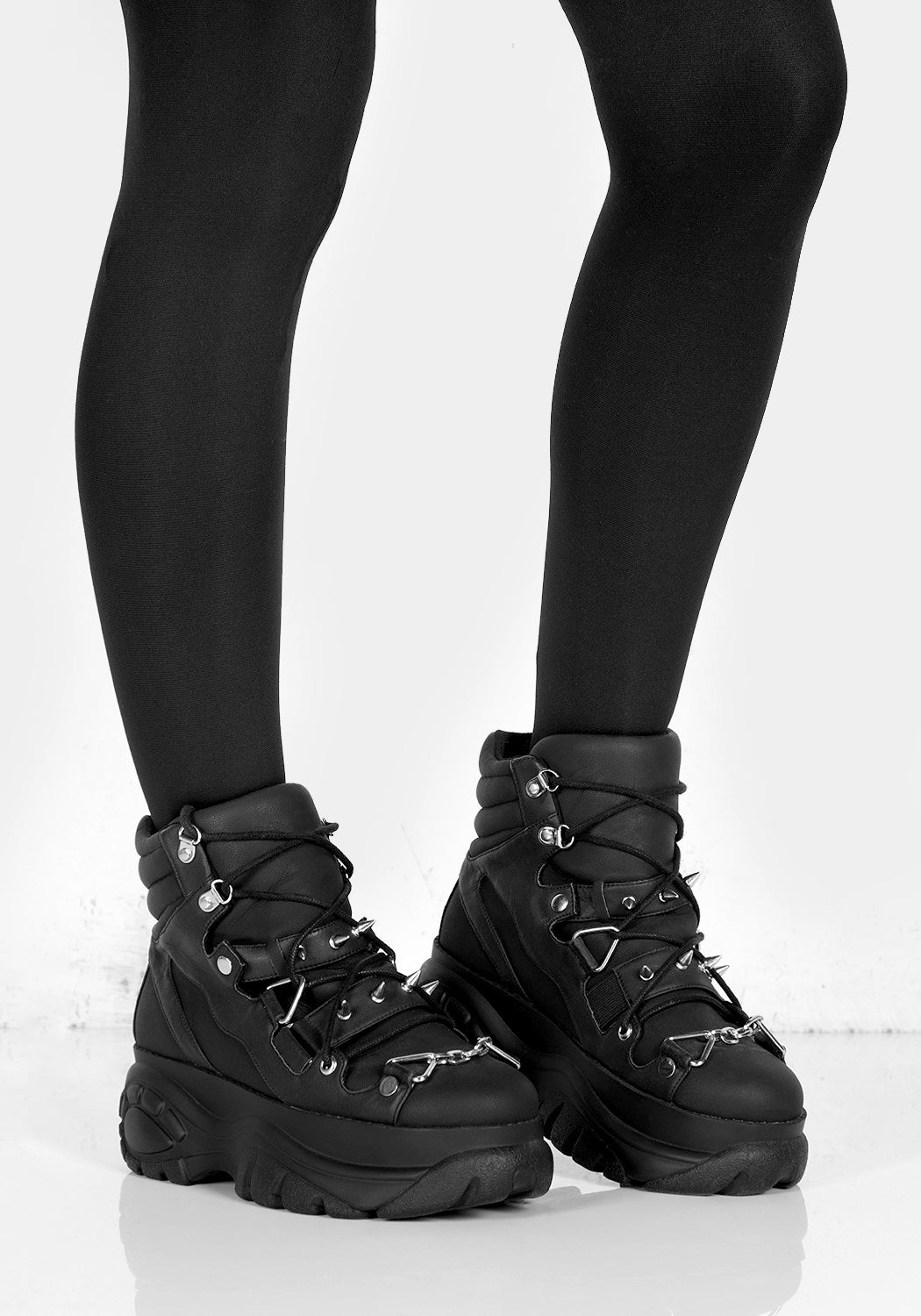 Disturbia | Venus Boot | Shoes