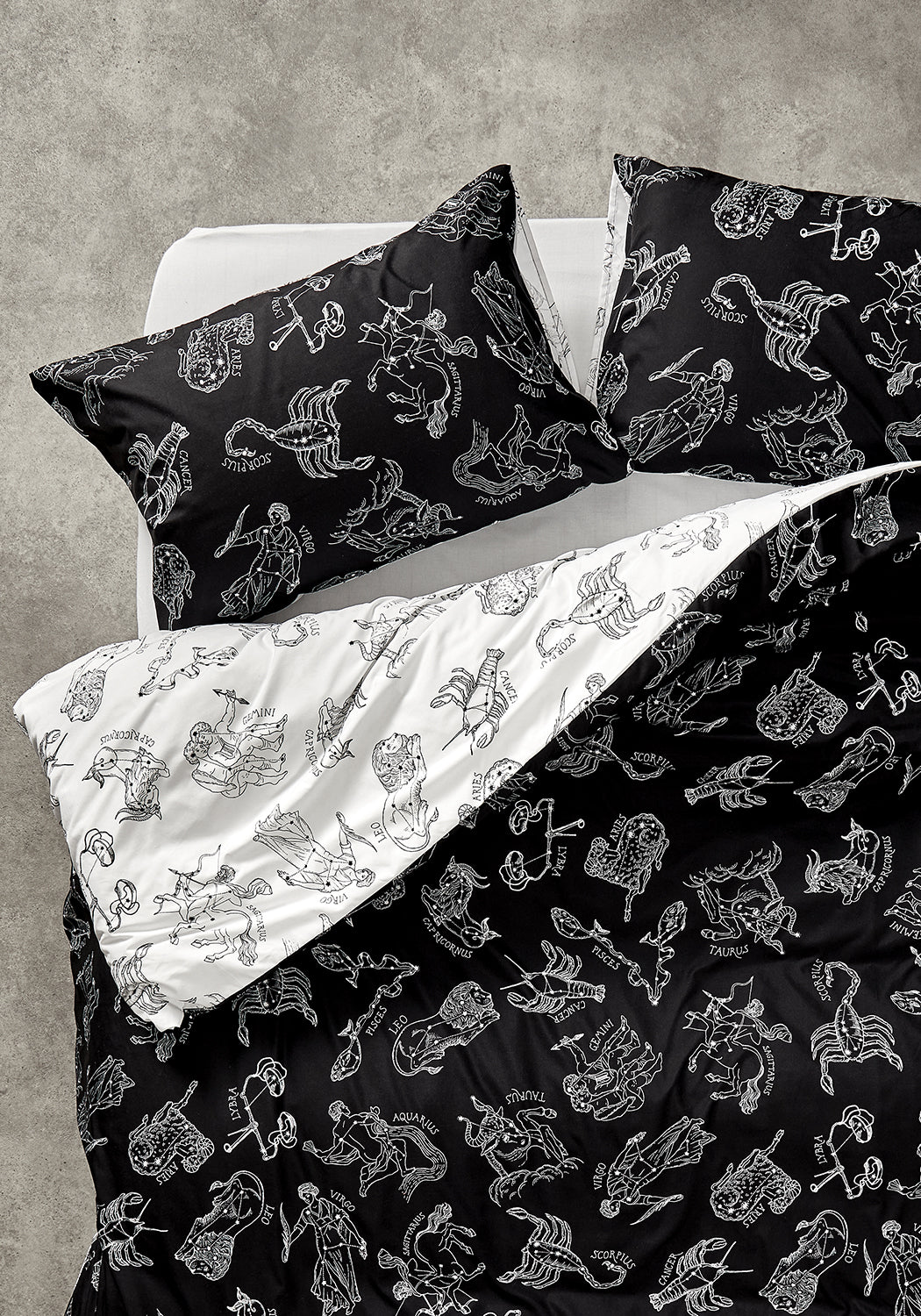 Disturbia | Zodiac Reversible Bedding Set (Double) | Bedding Sets